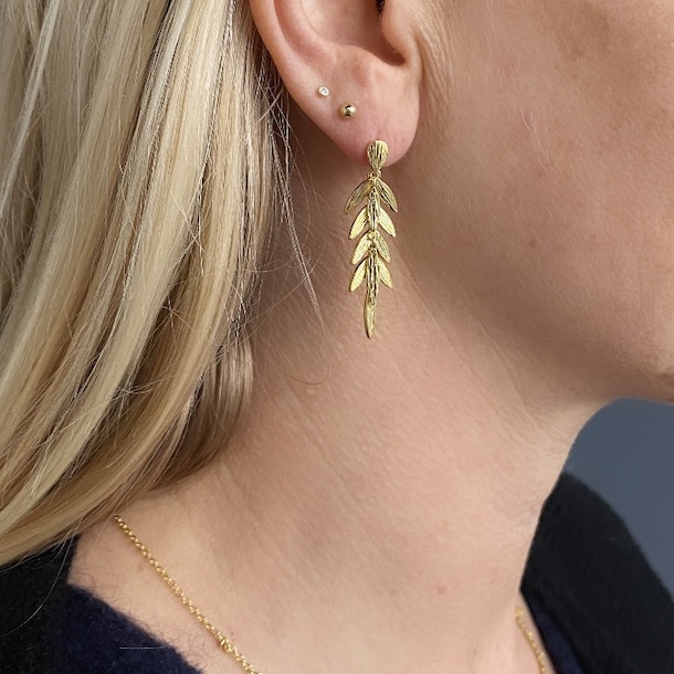 Ørestikker DEBBIE LEAF forgyldt sølv - Øreringe - COW CONCEPT